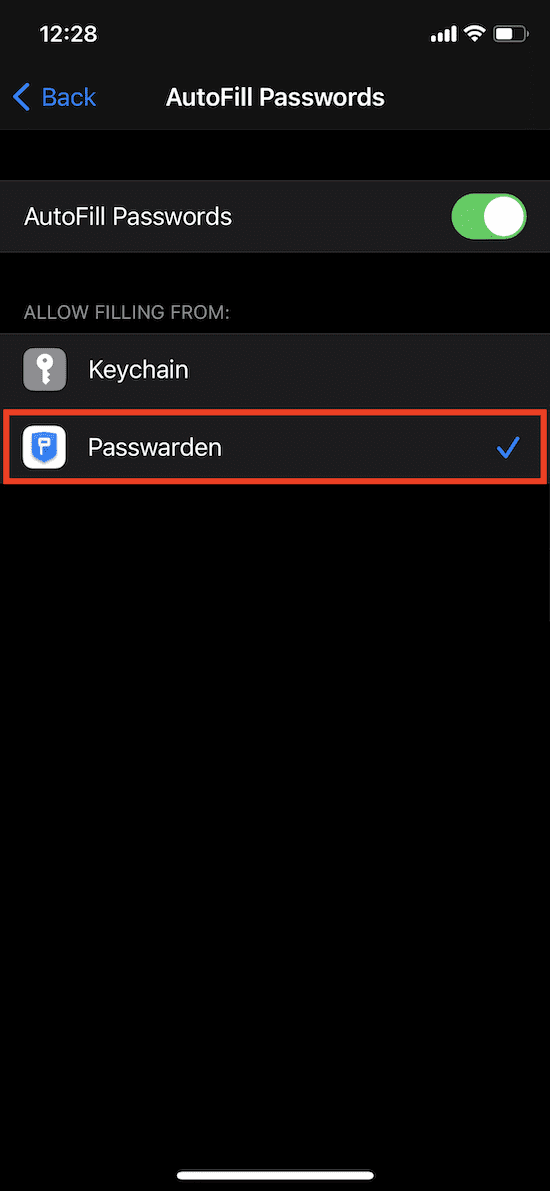 How to Autofill Passwords on iOS Device | Passwarden by KeepSolid